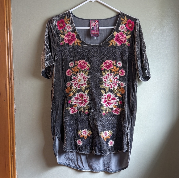 Johnny Was | Tops | Johnny Was Embroidered Rose Hila Gray Silk Blend ...